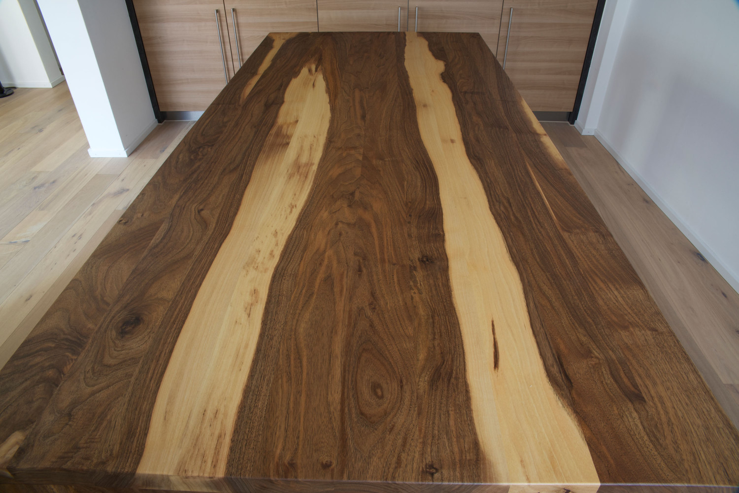 Nussholz und Walnussholz - Giger Natur-Design